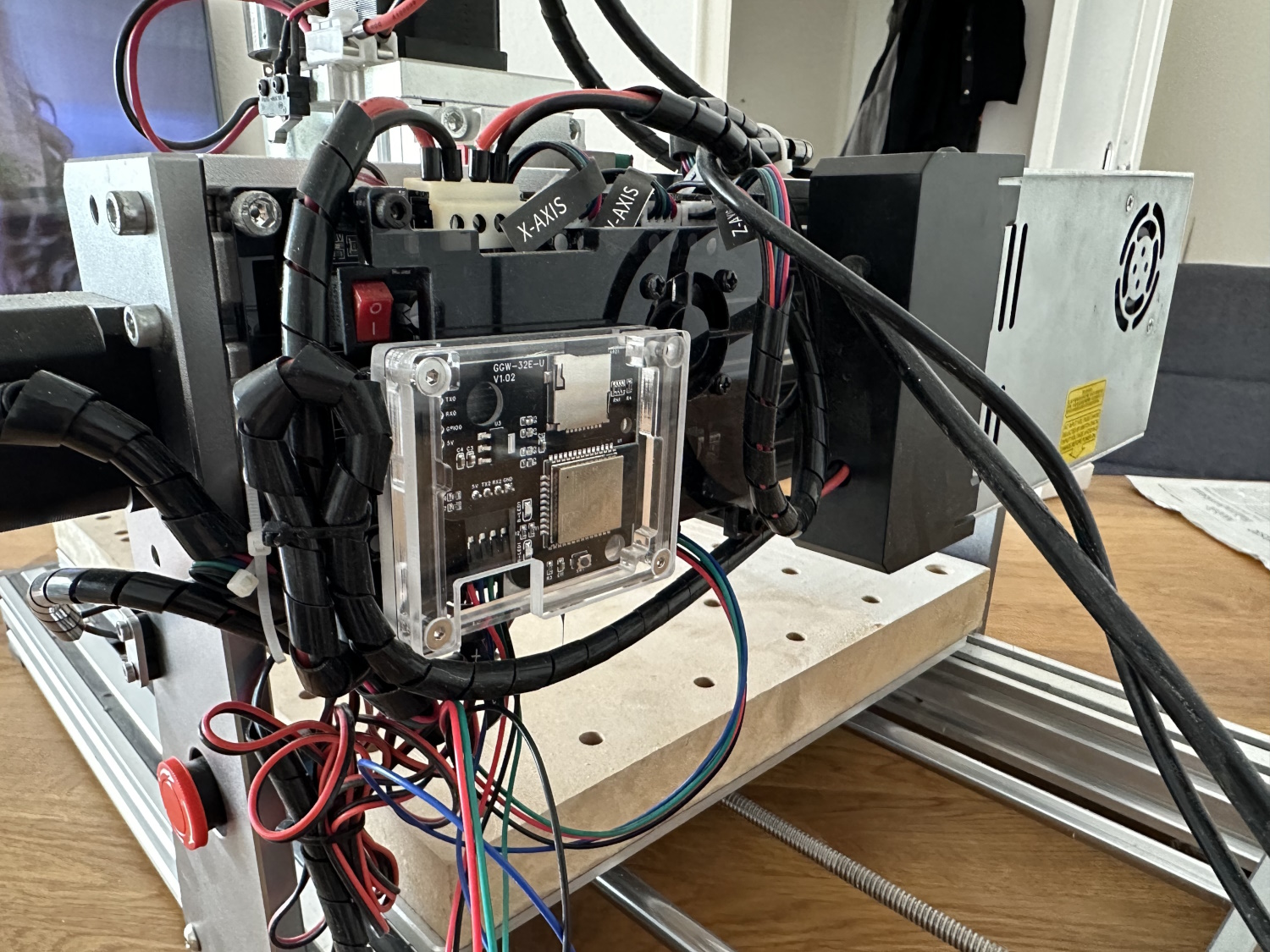 [Review] SainSmart Genmitsu wireless CNC Controller